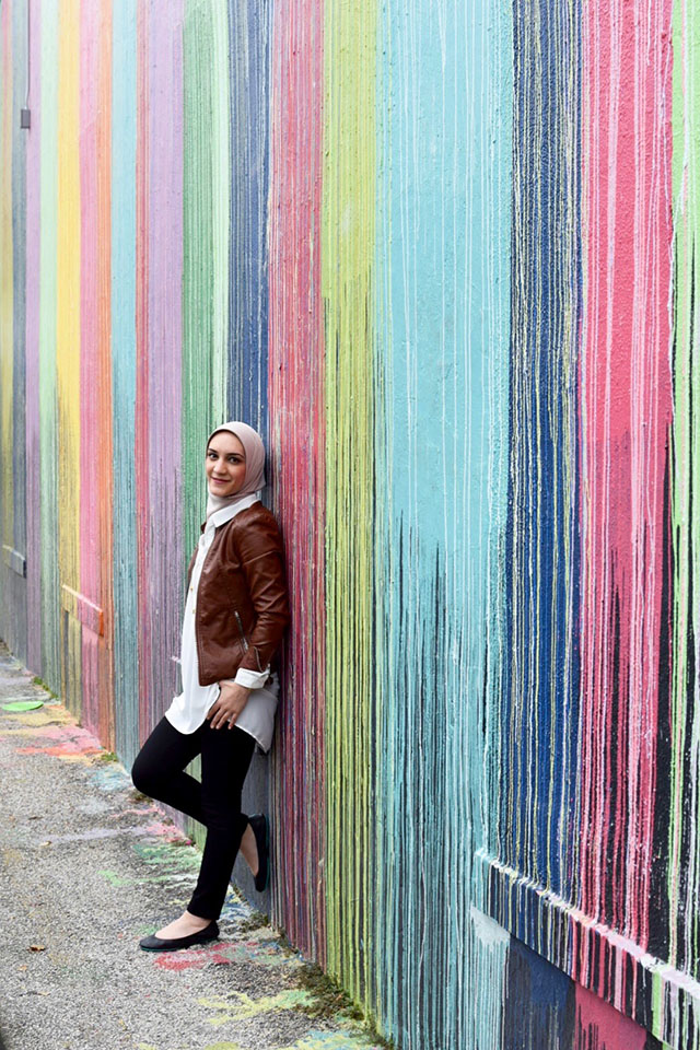 Biscuit Paint Wall - A Day In The Lalz